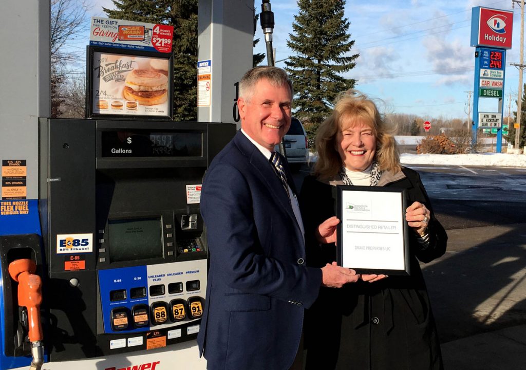 MN Bio-Fuels Honors E15 Station Owner | Energy.AgWired.com