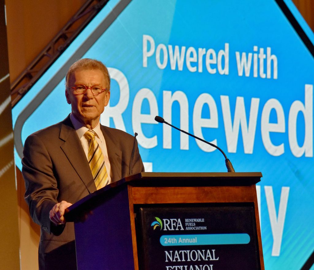Former Sen. Tom Daschle Shares Passion for Ethanol | Energy.AgWired.com
